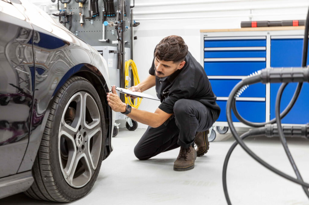 How to Find a Good Body Shop - Expert Tips